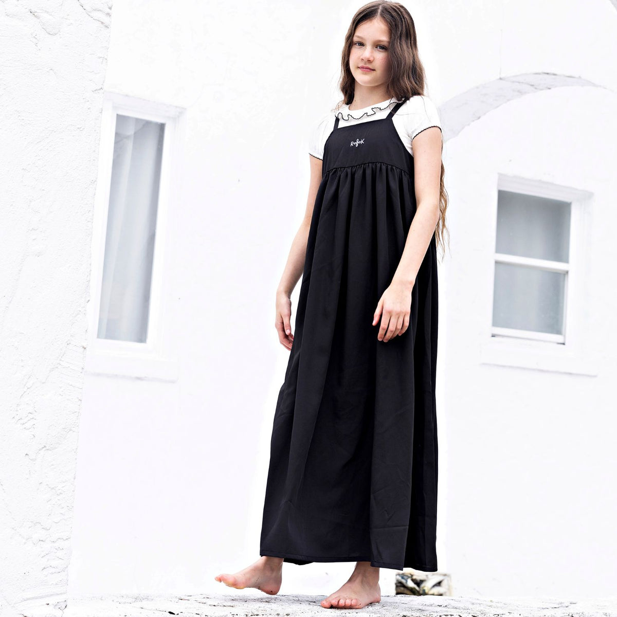 Retro Kid Emery Maxi Jumper Dress - Black – Moonlight