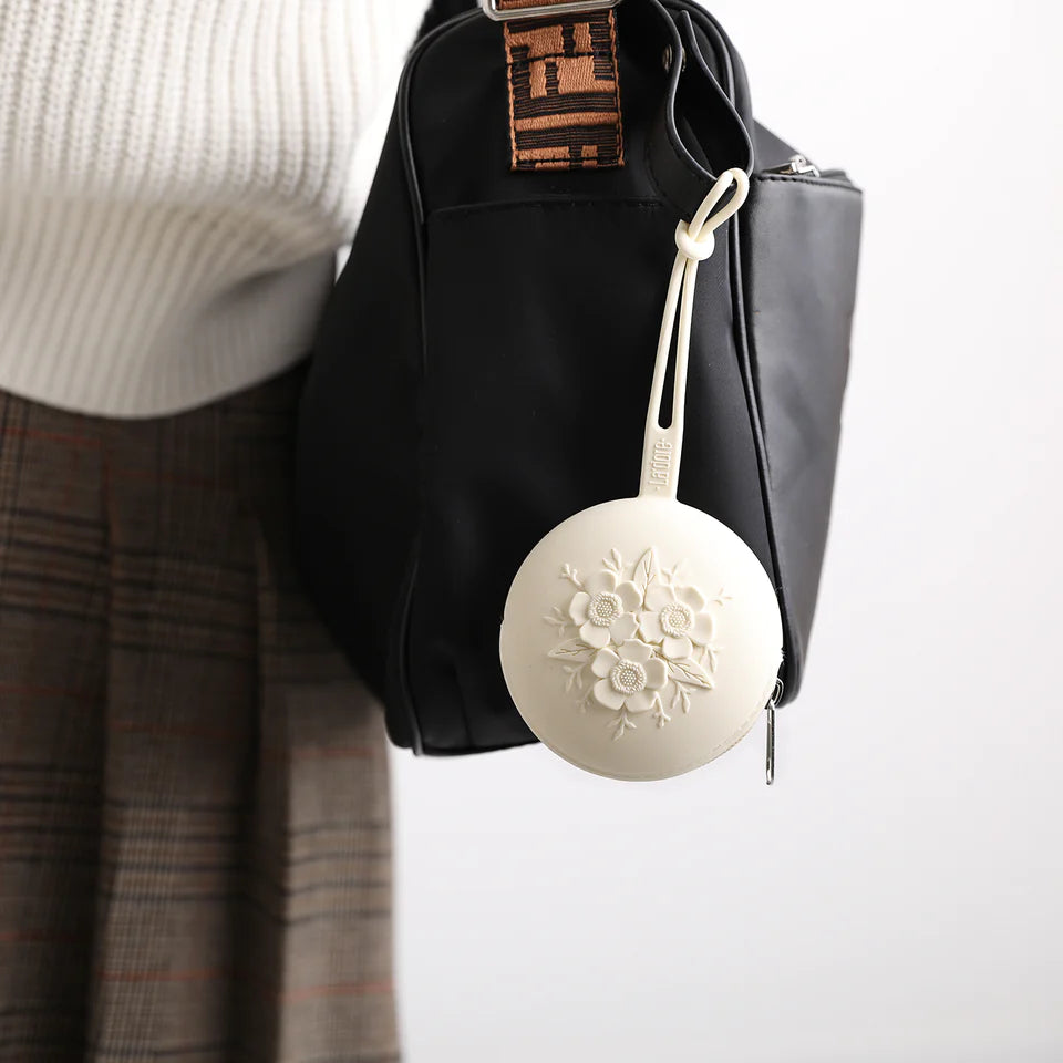 Adora Pacifier Case Holder - Vanilla – Moonlight