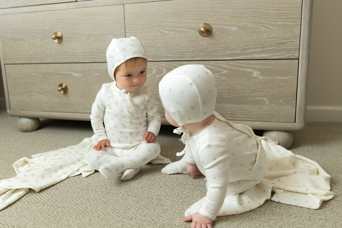 Bee & Dee Little Bundles Footie And Bonnet - Ivory Girls – Moonlight