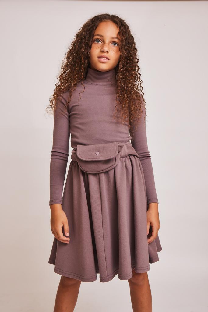 Parni Solid Turtleneck-Grape – Moonlight